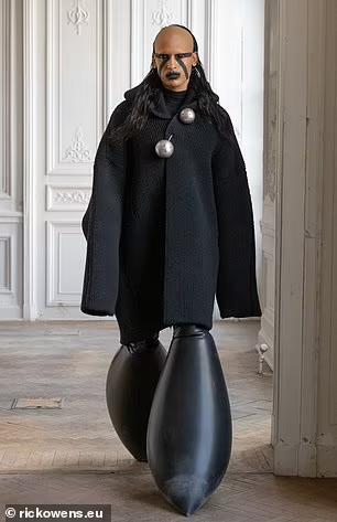 Fashion fans slam Rick Owens' $5,000 inflatable balloon boots dubbed ...