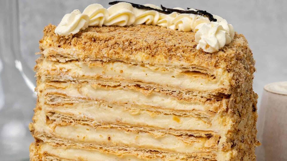 22 Incredible Cakes to Make This Spring (They Are Easy Enough!) - NewsBreak