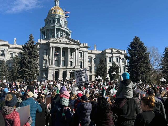 Thousands attend pro-immigration rally at Colorado Capitol Saturday ...