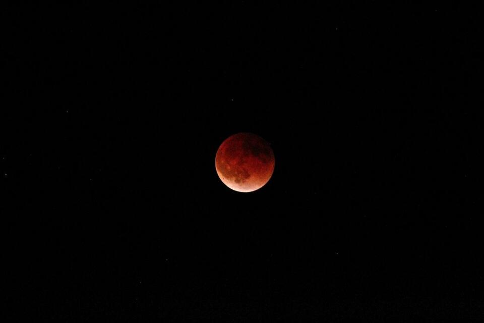 Next Week, A Record-Breaking Over 7 Billion People Will See The Total ...