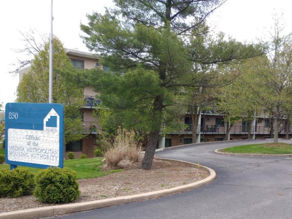 Medina Metropolitan Housing Authority gives shelter update to Brunswick ...