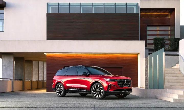 Lincoln Doesn't Seem To Care About Tariffs - NewsBreak