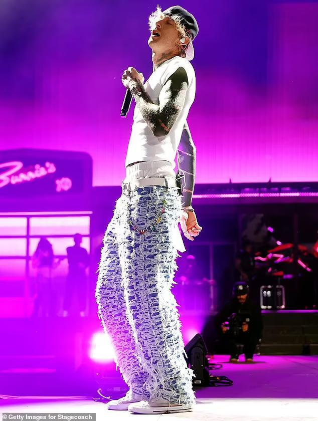 Machine Gun Kelly leaves fans completely divided with new release ...