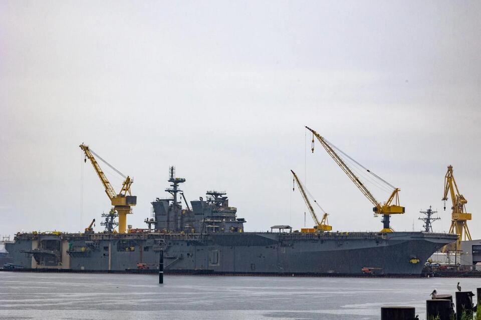 Big Deck Amphibs Bougainville, Fallujah Delayed, Budget Docs Say ...
