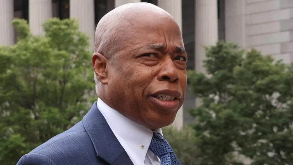 Trump denies meddling in Eric Adams case as 6 top prosecutors quit over DOJ order to toss it ...