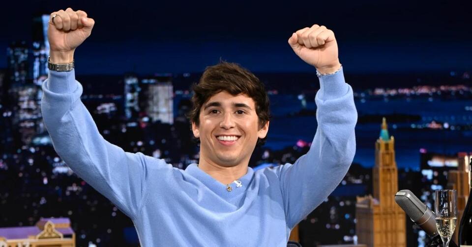Marcello Hernández to Bring the Laughs as Host of the 2026 ESPYS ...