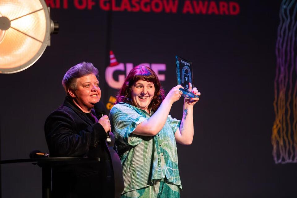 Billy Connolly moment leaves Scottish comedian ‘speechless’ at awards ...