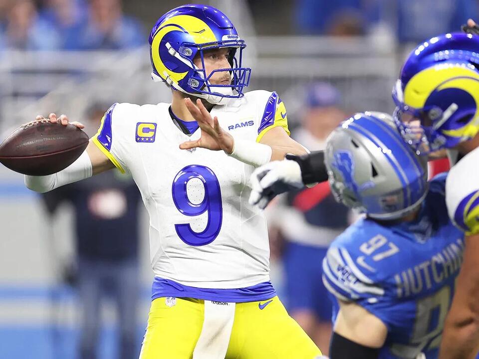 Is The First ‘Sunday Night Football’ Game On Tonight? Where To Stream ...