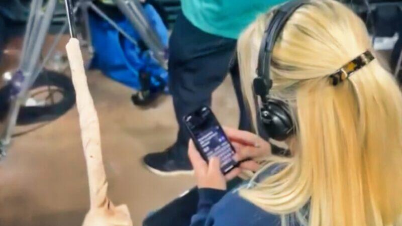 Mariners Reporter Caught on Camera Before Interview—And It’s Raising ...