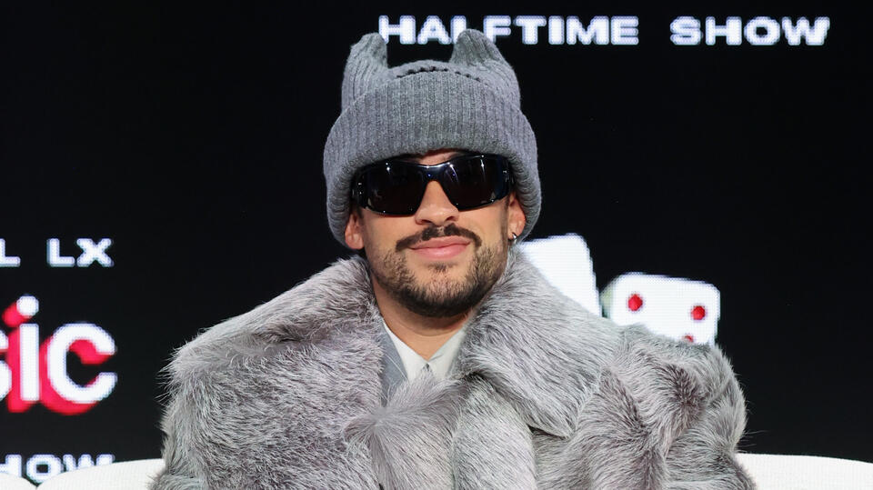 Bad Bunny Lookalike Contest in the Bronx Awards $500 to Fan - NewsBreak
