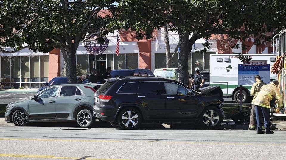 T-bone car crash in SLO sends 2 people to the hospital - NewsBreak