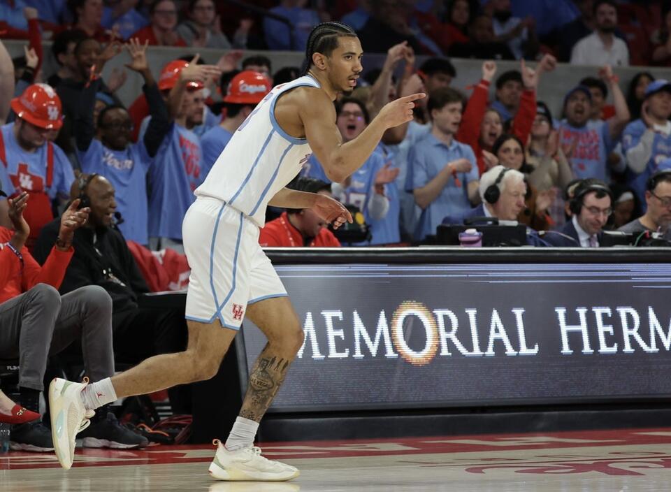 Milos Uzan leads No. 7 Houston to easy victory over West Virginia ...