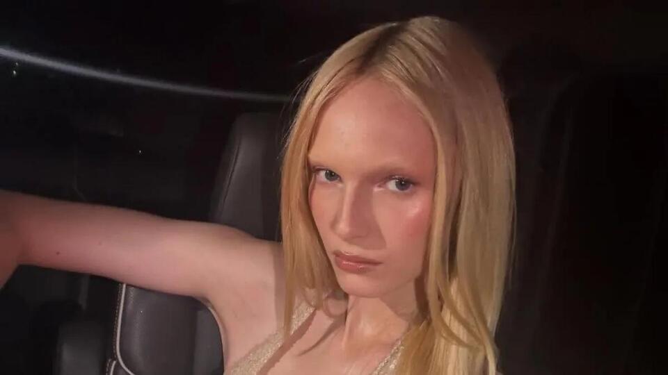 Alex Consani’s Bodysuit Is Visible Under Fully Sheer Dress - NewsBreak