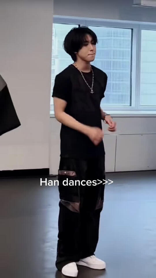 Han from Stray Kids showing off his best dance moves! 🕺 #StrayKids # ...