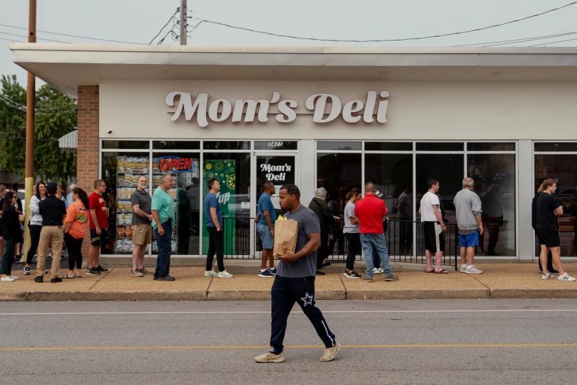 Here’s what St. Louis restaurants opened and closed in September 2025 ...