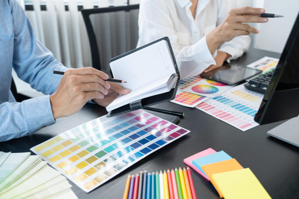 What’s the difference between marketing and advertising? 3 real-world ...