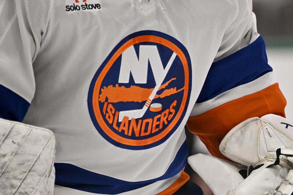 Islanders’ Dmitry Gamzin Signs Two-Year Extension In Russia - NewsBreak
