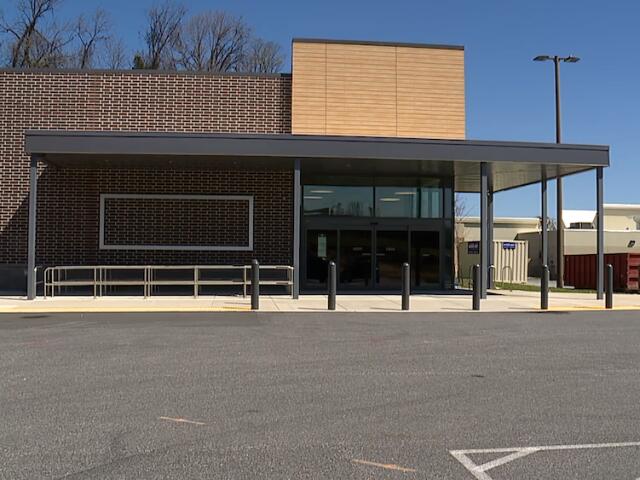 Northeast Baltimore community seeks answers on empty supermarket site ...