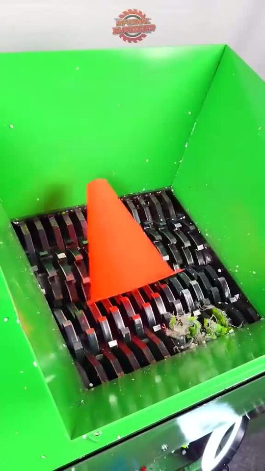 Plastic Cone Vs Shredder Machine - NewsBreak