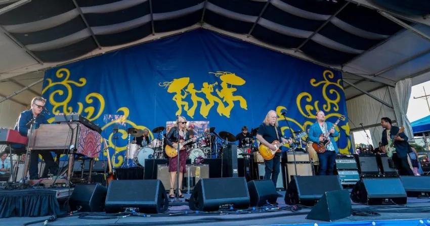 Tedeschi Trucks Band Reunites Allman Brothers Members, Welcomes Teddy ...