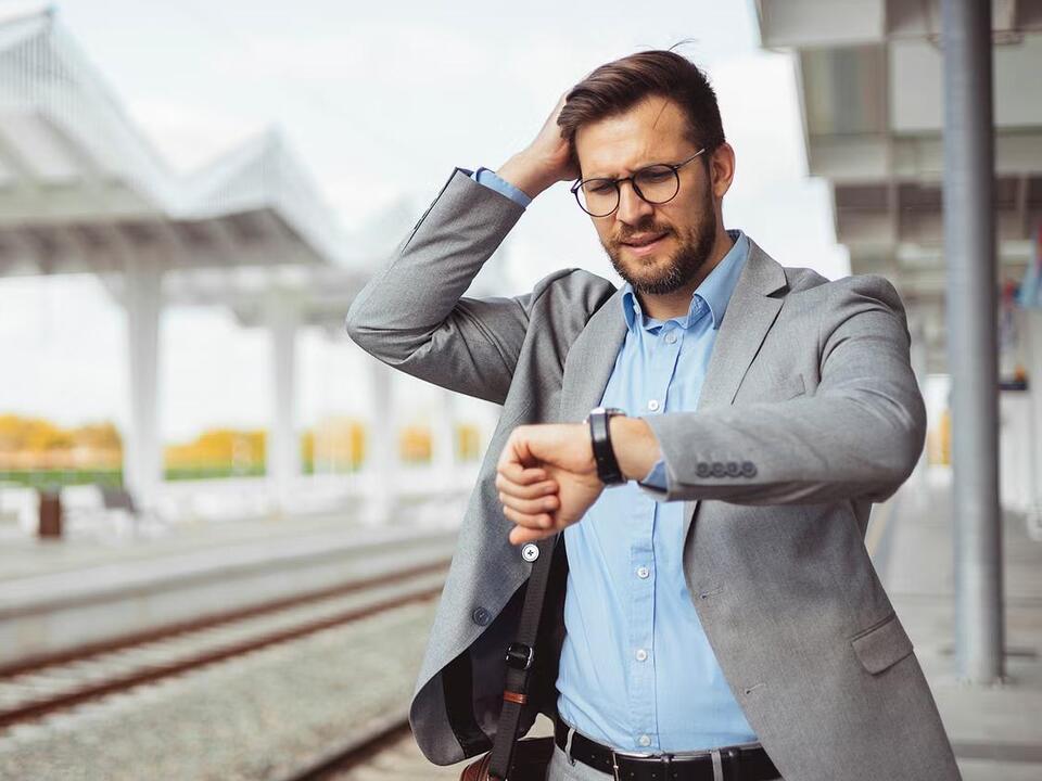 The people who are chronically late – and the friends and partners ...