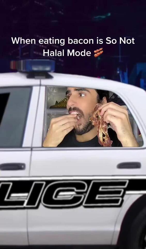When eating bacon is So Not Halal Mode #baderalsafar #bacon # ...