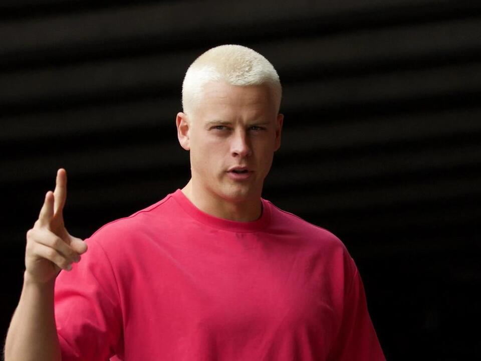 Joe Burrow’s new haircut makes him the real Slim Shady