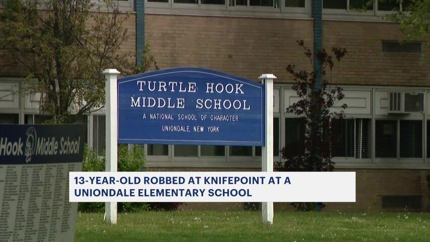 Police: 13-year-old robbed at knifepoint on soccer field of Turtle Hook ...