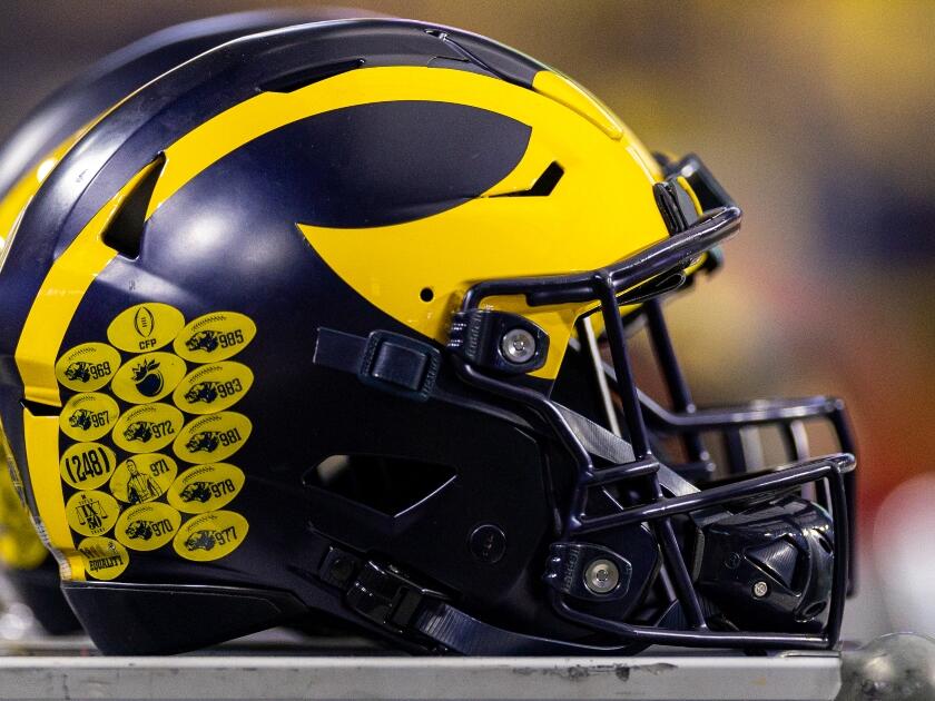 Former Louisville, Tennessee transfer safety Wesley Walker commits to ...