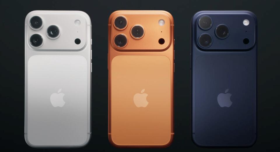 How To Disable iPhone Lock Screen Camera Swipe Starting From iOS 26.1 ...