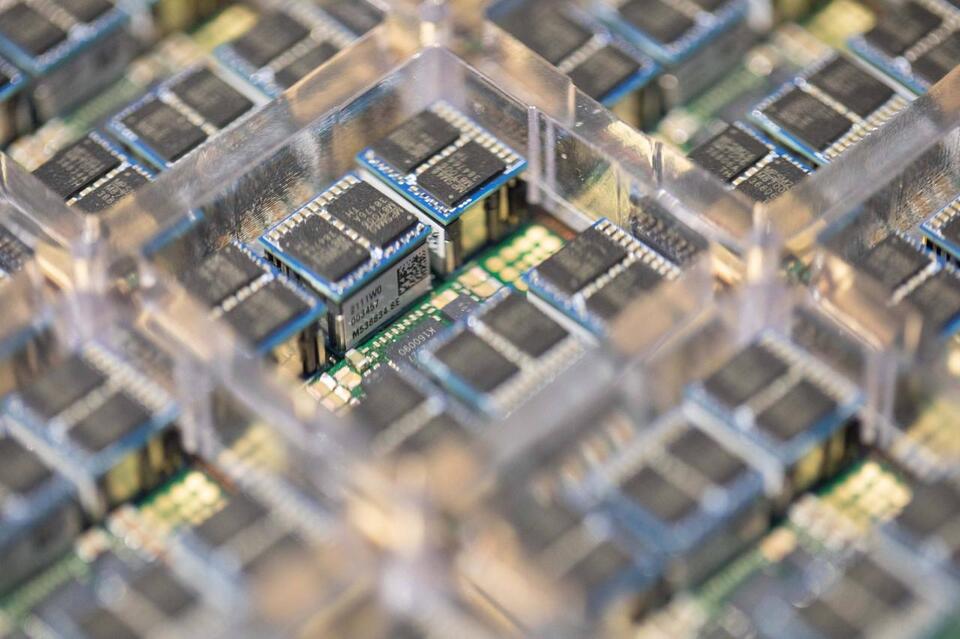 Elon Musk subtly confirms one of Tesla AI8’s uses, and it’s literally ...