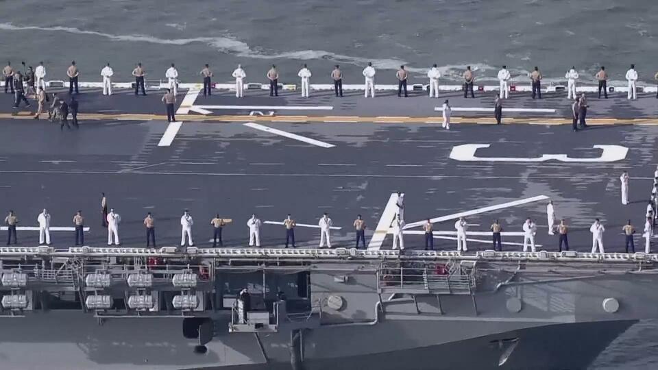 A historic sight in Houston as Fleet Week gets underway for the first ...