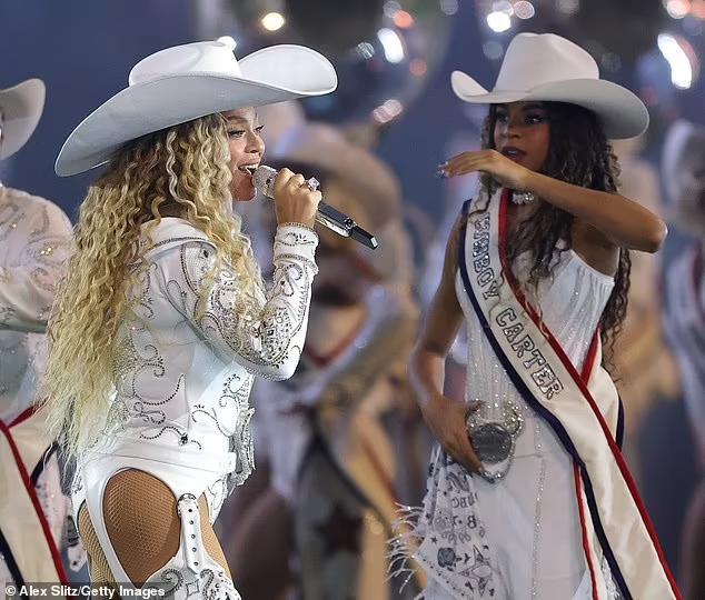 Blue Ivy, 12, towers over mom Beyonce as they square dance during epic ...