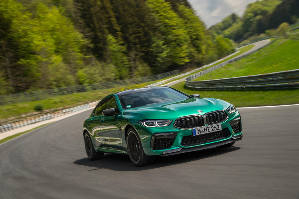 BMW Drops Performance-Focused 2025 M8 Lease Offers for September - NewsBreak