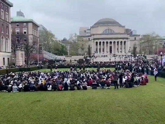 Riot police arrest students as Palestine protests spread to colleges in ...