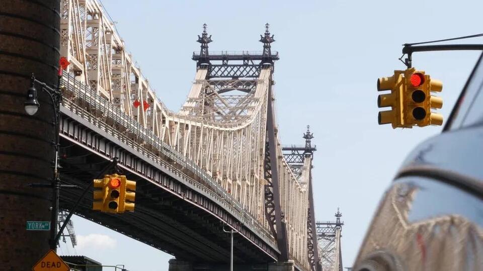 2 men killed in scooter-bicycle crash on the Queensboro Bridge - NewsBreak