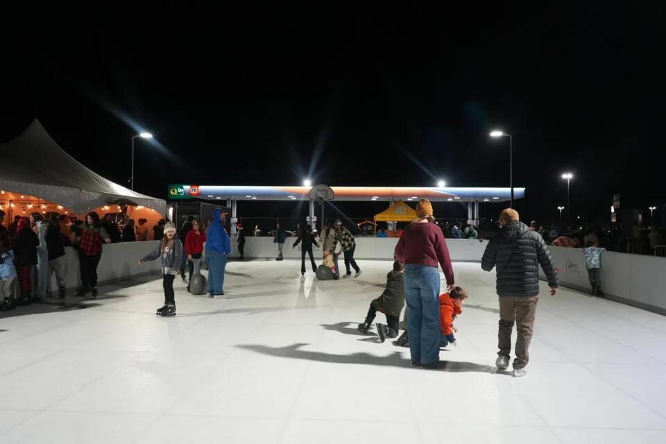 Skate over to Umatilla Ice Rink for some cool winter fun - NewsBreak