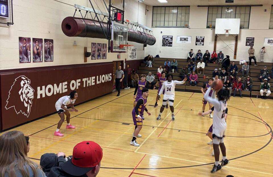 HS BASKETBALL REPORT: Richard Miles hits eight threes, leads Wayne past ...