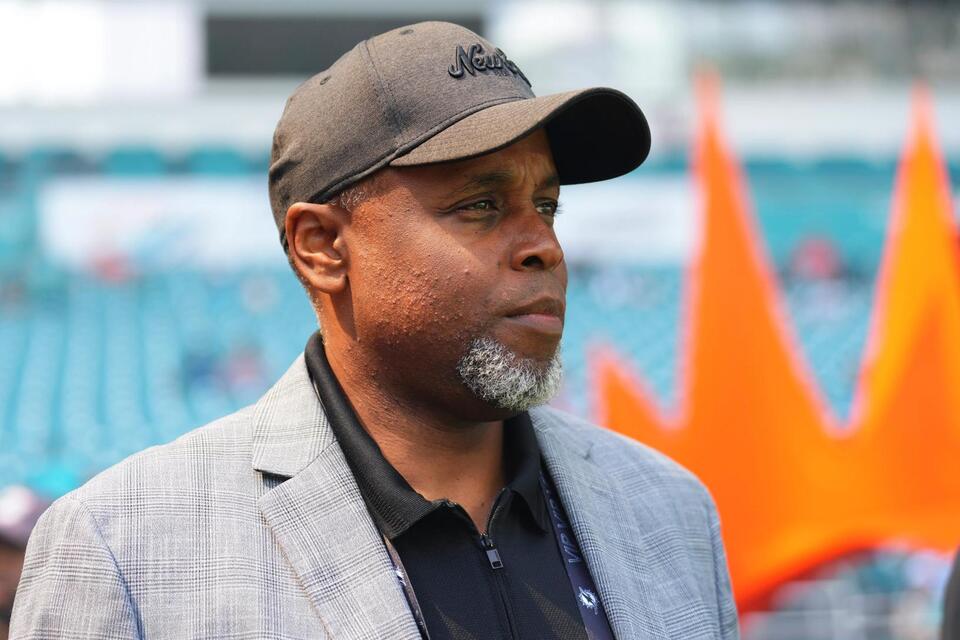 Miami Dolphins GM Chris Grier 'mutually part ways' in middle of ...