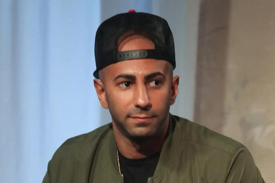 Controversial YouTuber Fousey speaks out over Twitch ban after making ...