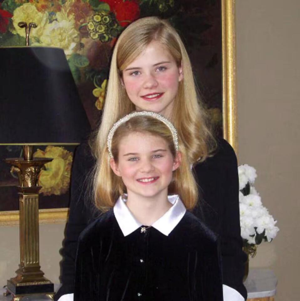 Why Elizabeth Smart Says Her Sister Is Her ‘Hero’ In Her Kidnapping ...