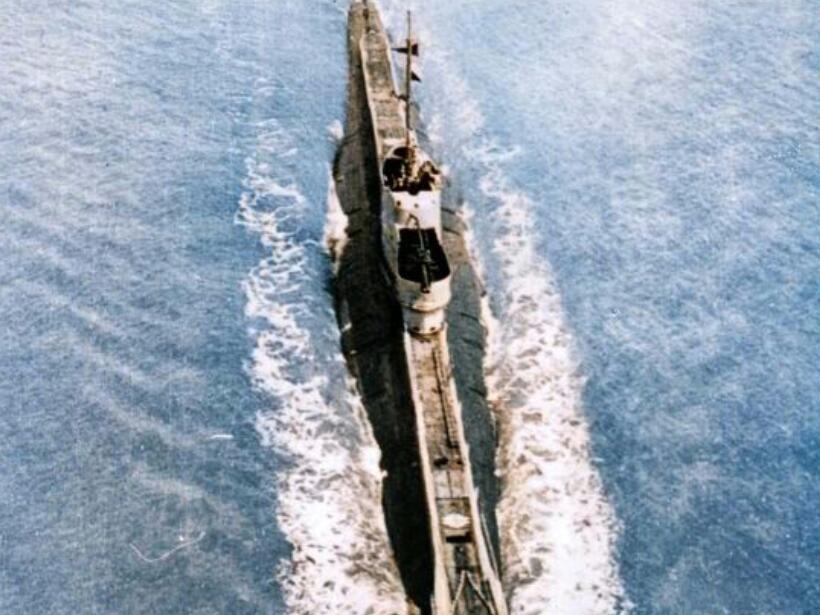 Nobody knew that China secretly salvaged a British submarine from the ...