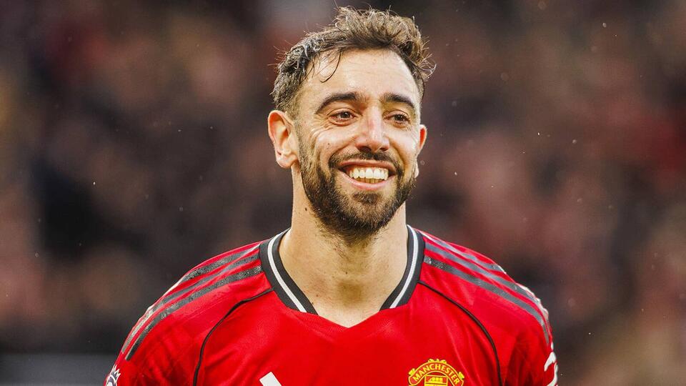 Manchester United confirm 2026/27 home kit launch date with £10m Adidas ...