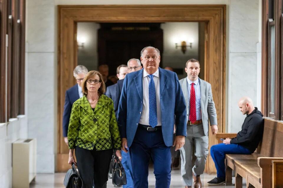 FirstEnergy bribery trial arrives, prosecutors signal fresh evidence to ...