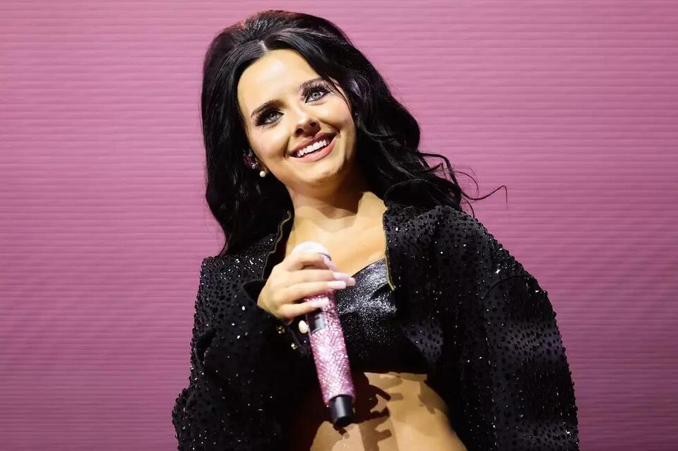 Everything You Need to Know for Addison Rae’s Sold Out Philadelphia ...