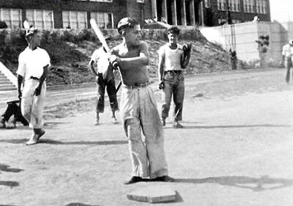 Yogi Berra Museum to Screen "Legends Remembered Live: A Tribute to Yogi ...