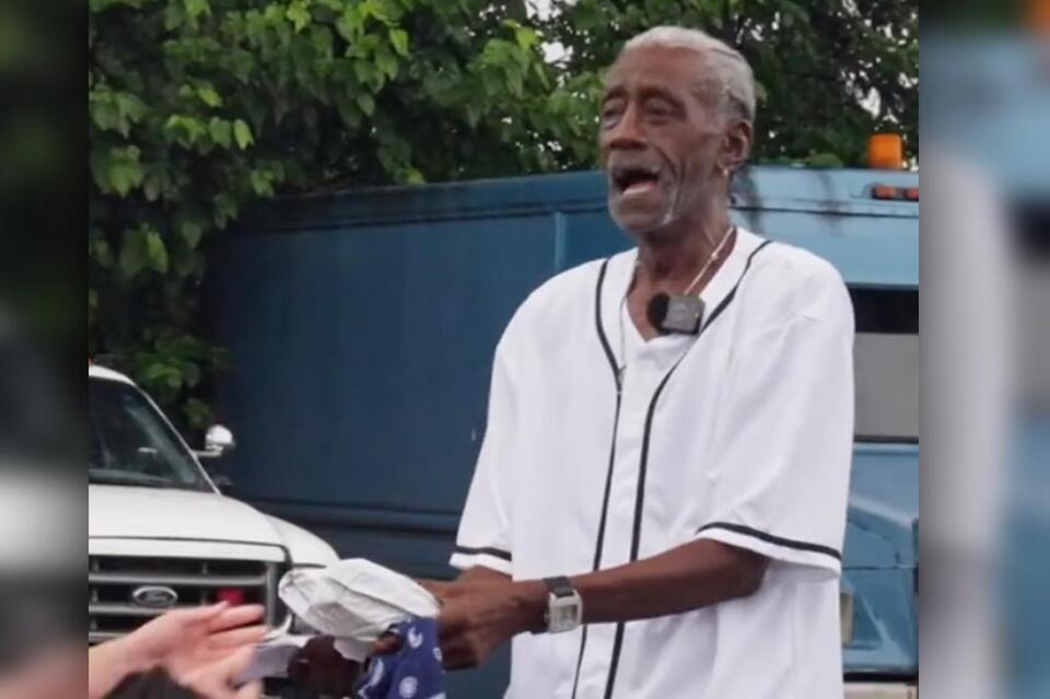 Mystery grows after man who won $100k from Youtuber for good deed found ...