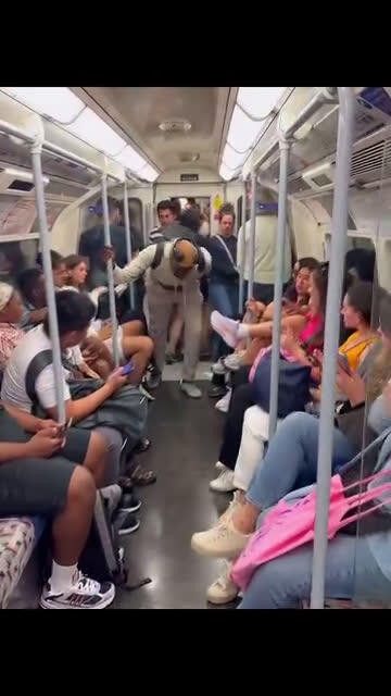 How to get a sit in London 😂 - NewsBreak
