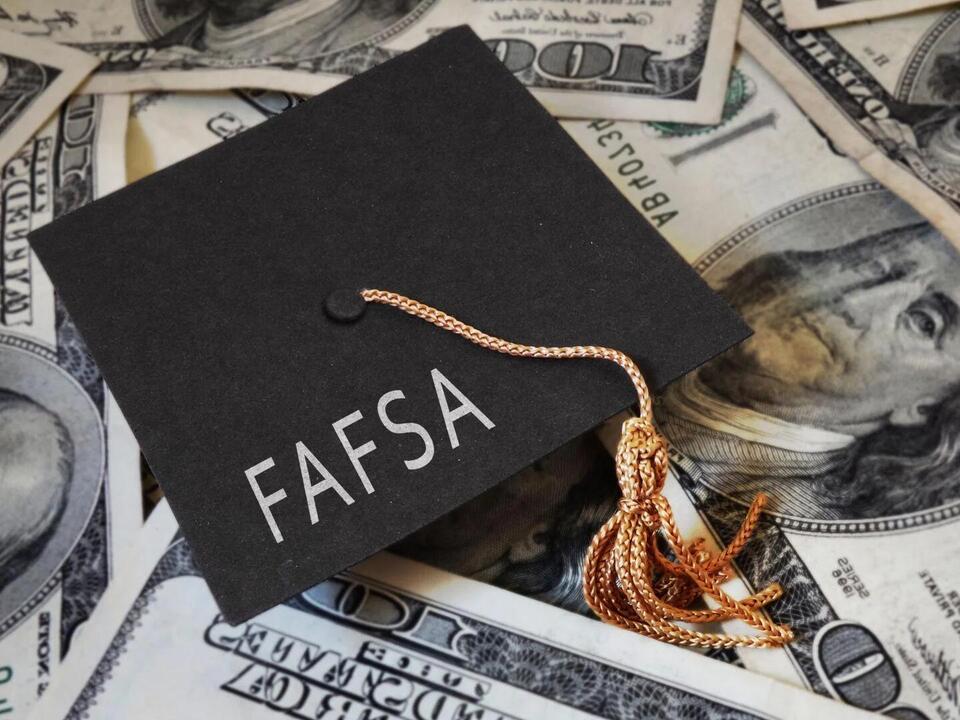 FAFSA clinics available across the Mid-South