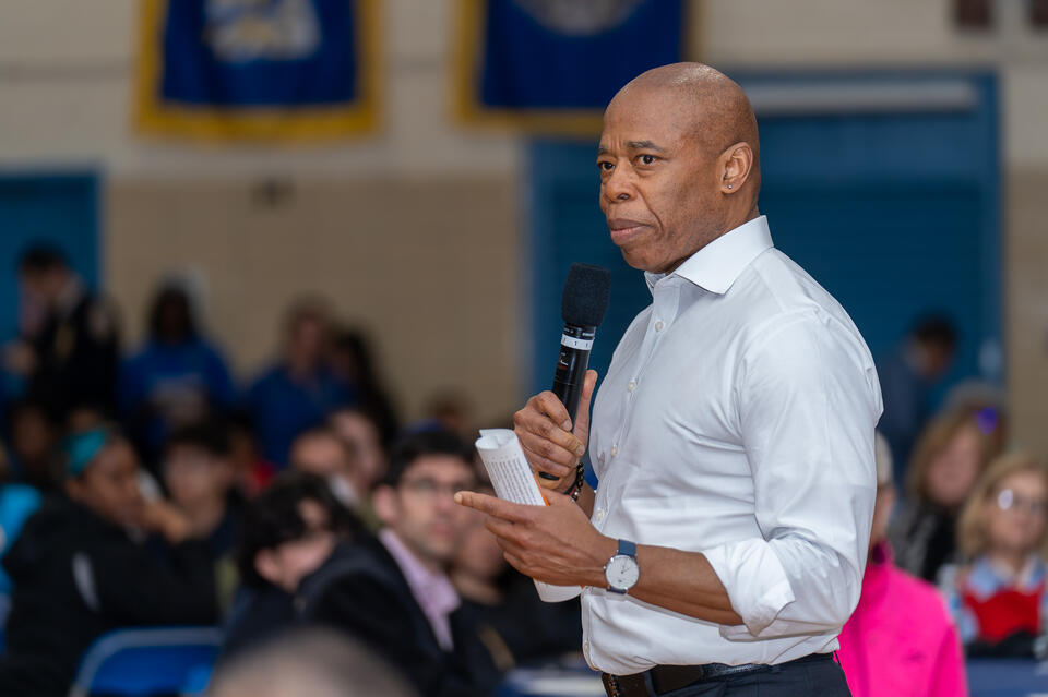 Mayor Adams plans Pope Francis visit in Rome, City Hall says - NewsBreak